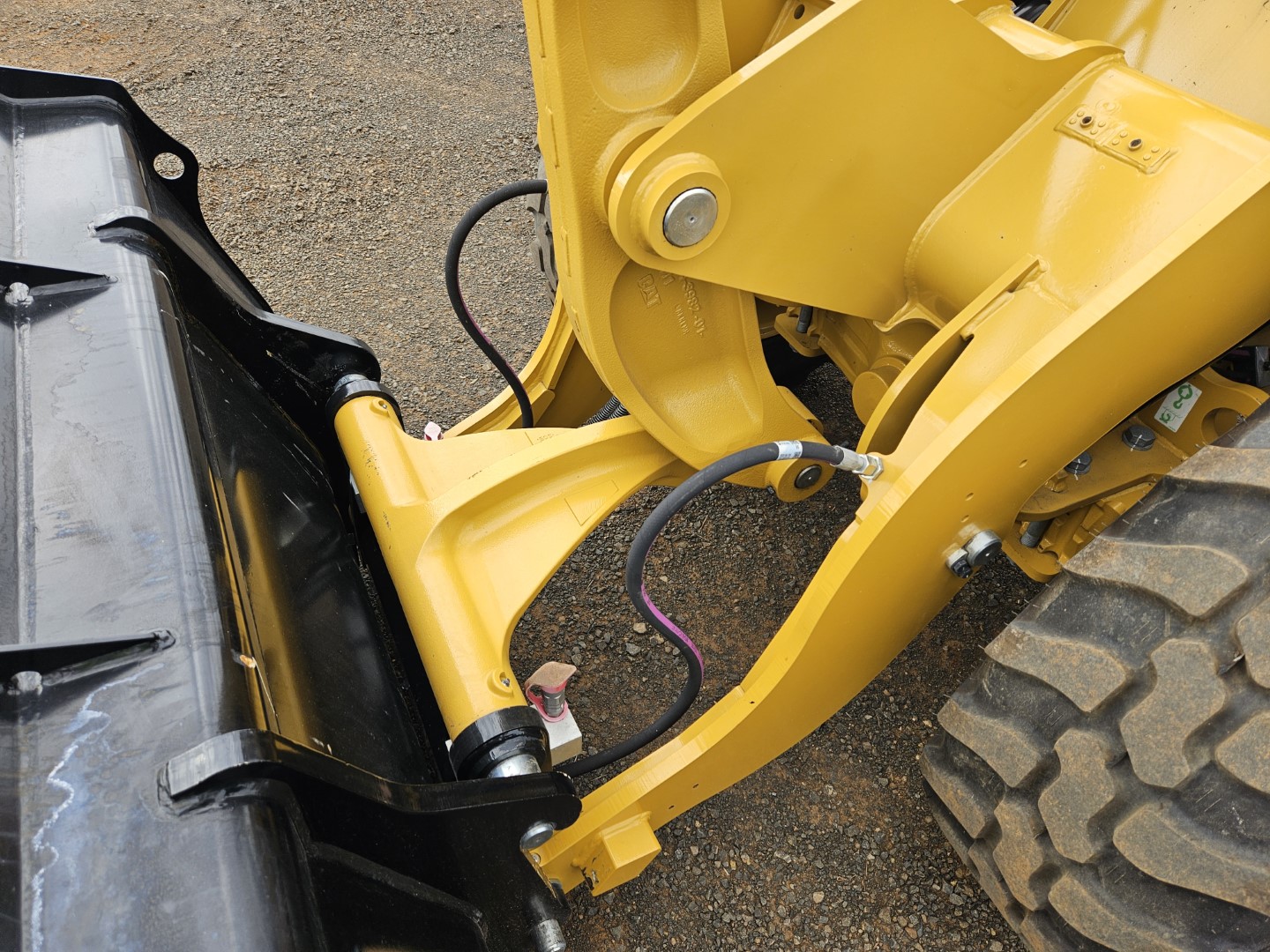 2022 CATERPILLAR 906M K56 | Tilly’s Crawler Parts