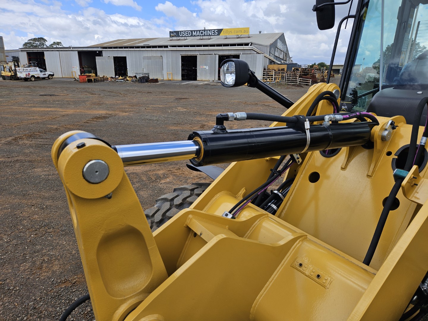 2022 CATERPILLAR 906M K56 | Tilly’s Crawler Parts