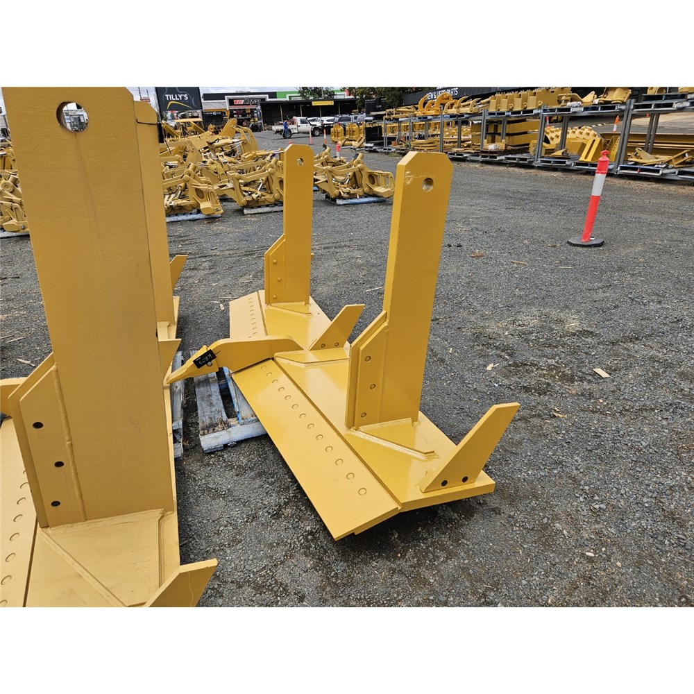 CUTTER BAR - D7H D7R 3035MM | Tilly’s Crawler Parts