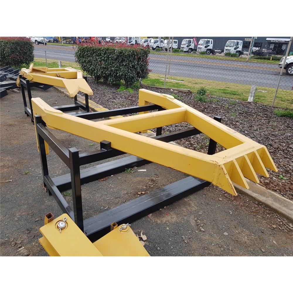 TREE SPEAR - D5G/K INC MOUNTS | Tilly’s Crawler Parts