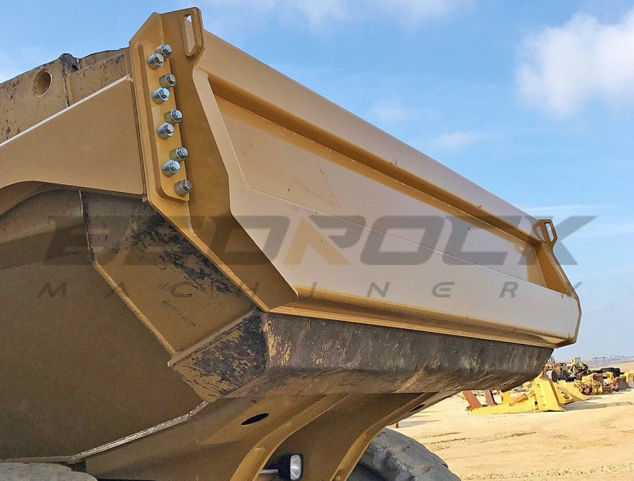 TAILGATE ASSY - 735C TRUCK | Tilly’s Crawler Parts