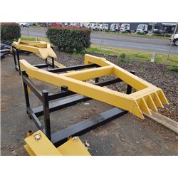 Pushers & Spears | Tilly’s Crawler Parts